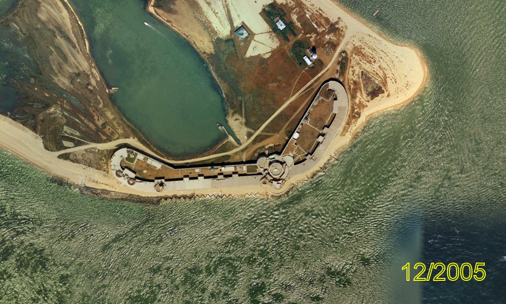 Hurst Castle – Partial collapse of the seaward wall of the east wing ...